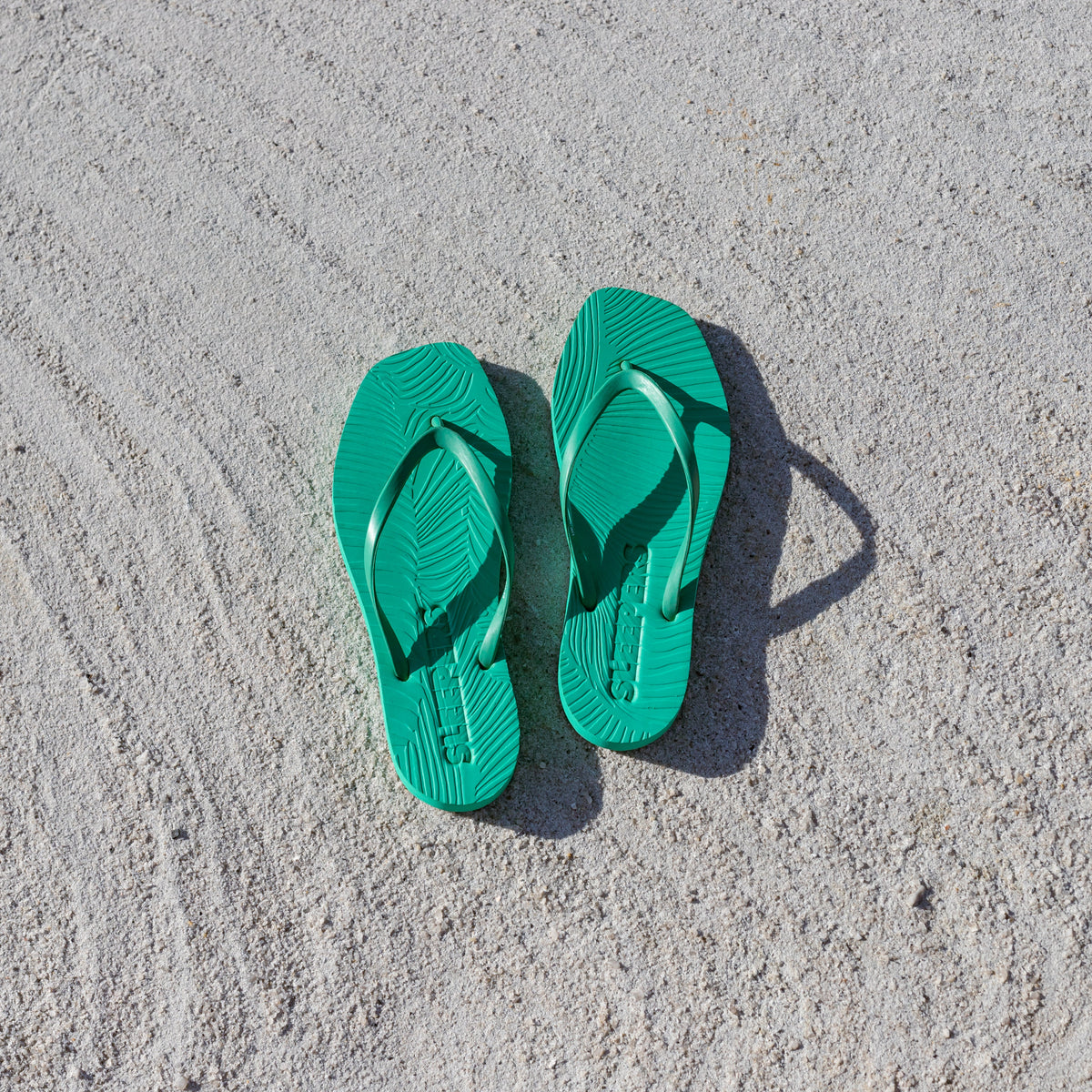 Tapered Emerald Green Flip Flop – SLEEPERS EU